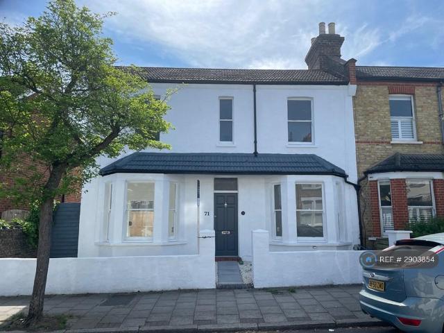 Blandford Road, Beckenham, BR3 3 bed end of terrace house to rent £2,700 pcm £623 pw