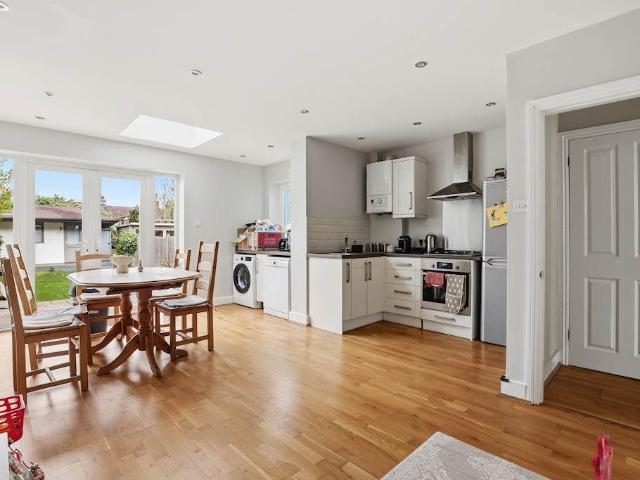 Blandford Road, Beckenham BR3, 3 bed terraced house to rent, £2,400 pcm | PrimeLocation