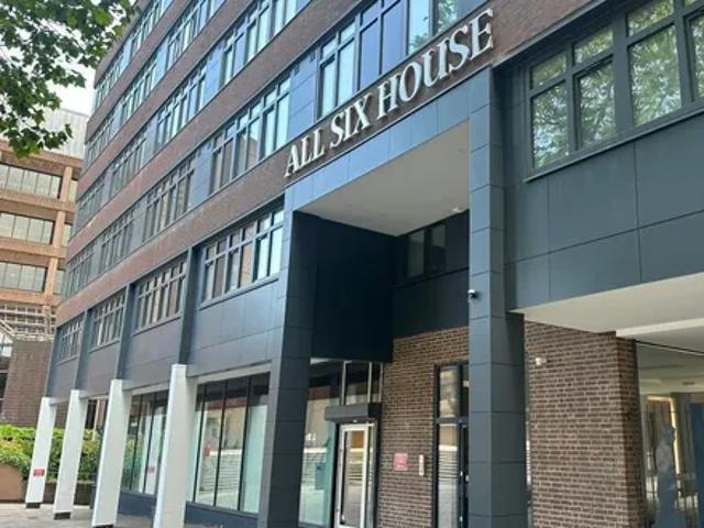 Blankstone Opticians, 2A Derby Square, Cavern Quarter, Liverpool, L2 9XW, United Kingdom | 1 bed apartment for rent #167780815 | Rentberry