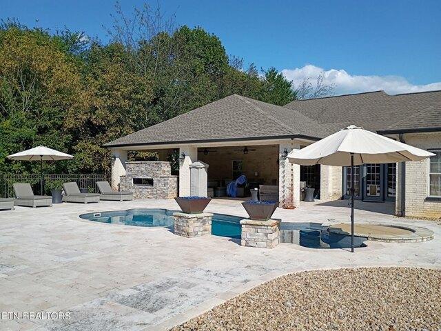 Bletchley Park Dr, Friendsville, Home For Sale