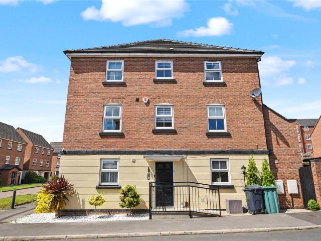 Blenkinsop Drive, Leeds, West Yorkshire LS10, 4 bed end terrace house to rent, £1,850 pcm | PrimeLocation