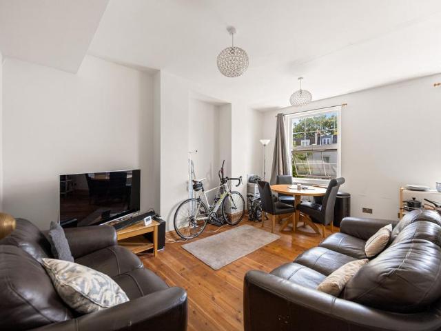 Blenheim Terrace, London, NW8 3 bed flat to rent £3,750 pcm £865 pw