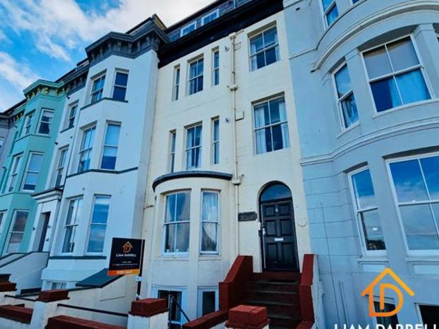 Blenheim Terrace, Scarborough, 3 Bedroom Flat