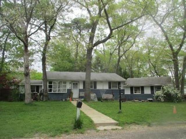 Blenheim Ave