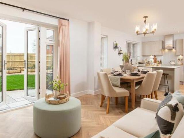 Blenheim Avenue, Brough, 4 Bedroom Detached