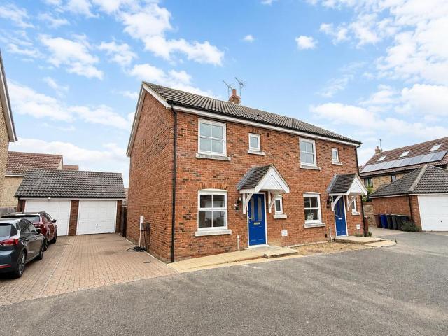 Blenheim Close, West Row IP28 3 bed semi detached house to rent £1,385 pcm £320 pw