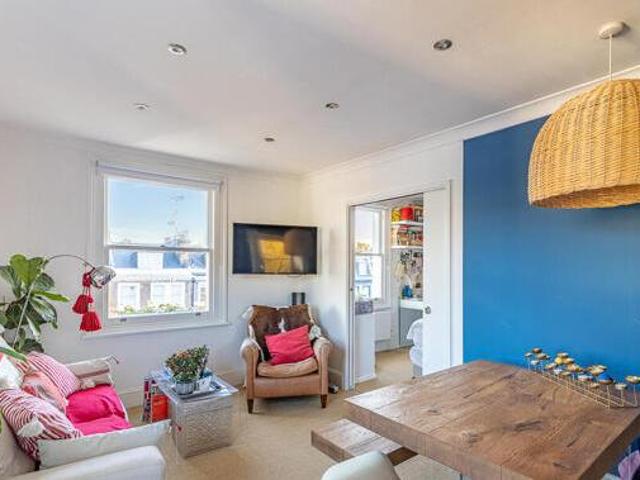 Blenheim Crescent, Notting Hill, 1 Bedroom Flat