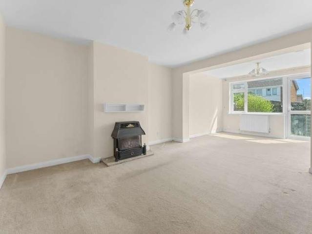 Blenheim Drive, Witney, OX28
