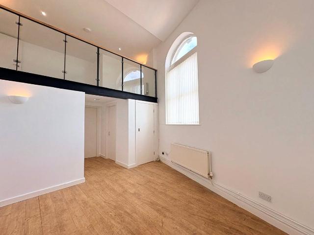 Blenheim Road, Mossley Hill, Liverpool, Merseyside L18, 2 bed flat to rent, £850 pcm | PrimeLocation
