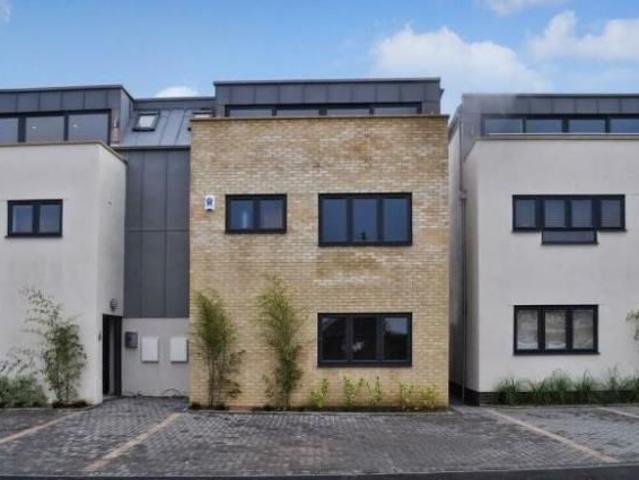 Blenheim Road, Kidlington OX5, 1 bed property to rent, £895 pcm | PrimeLocation