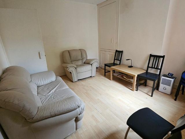 Blenheim Road, Reading RG1, 4 bed terraced house to rent, £2,400 pcm | PrimeLocation