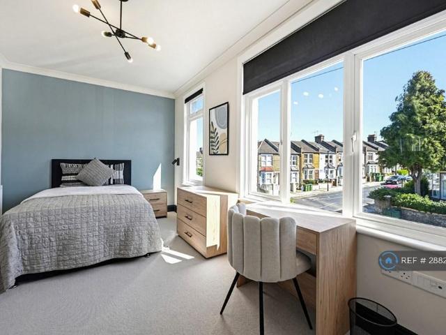 Blithdale Road, London, SE2 1 bed in a house share to rent £1,275 pcm £294 pw