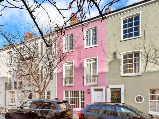 Blithfield Street, London, W8 3 bed terraced house to rent £10,000 pcm £2,308 pw