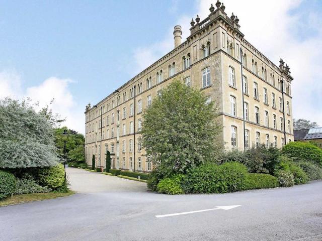 Bliss Mill, Chipping Norton 2 bed apartment to rent £1,950 pcm £450 pw