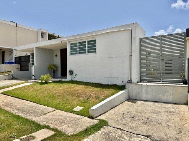 Blq X Bo Santa Clara, Guaynabo, Home For Sale