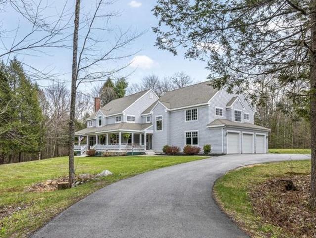 Blue Moon Dr, North Yarmouth, Home For Sale