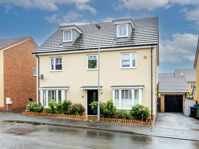 Blue Albion Lane, Whitehouse, Milton. 5 bed detached house to rent £2,800 pcm £646 pw