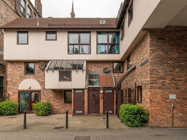 Blue Anchor Court, Quayside, Newcastle Upon Tyne NE1, 2 bed flat to rent, £1,500 pcm | PrimeLocation