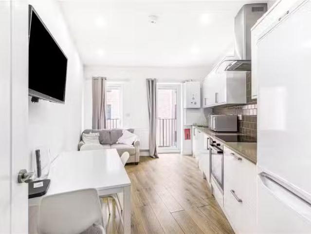 Blue Anchor Lane, London, SE16 3UL