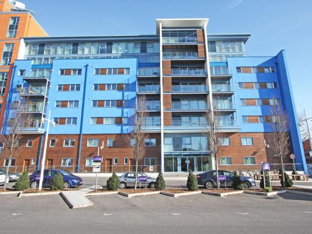 Blue Building, Portsmouth PO1 1 bed apartment to rent £1,450 pcm £335 pw