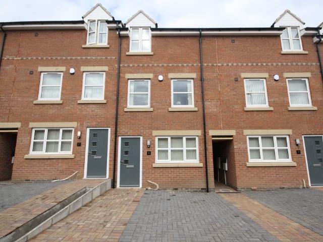 Blue Fox Close, West End, Leicester LE3, 4 bed shared accommodation to rent, £2,409 pcm | PrimeLocation