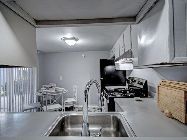 Blue Haven Villas 2 Bedroom Apartment for Rent at 225 W Mcdowell Rd, Jackson, MS 39204