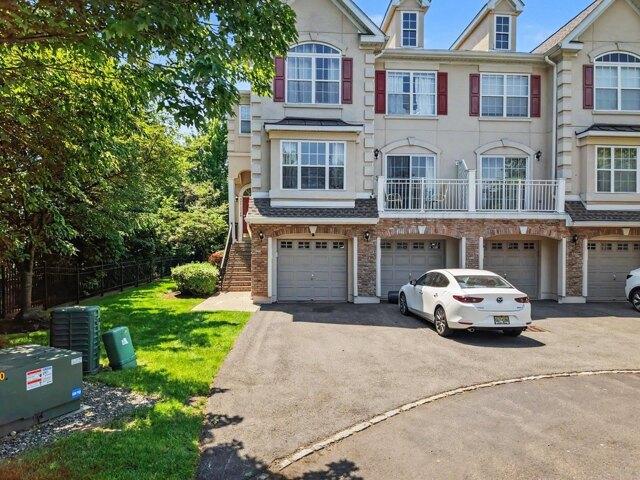 Blue Heron Dr Unit,secaucus, Condo For Sale