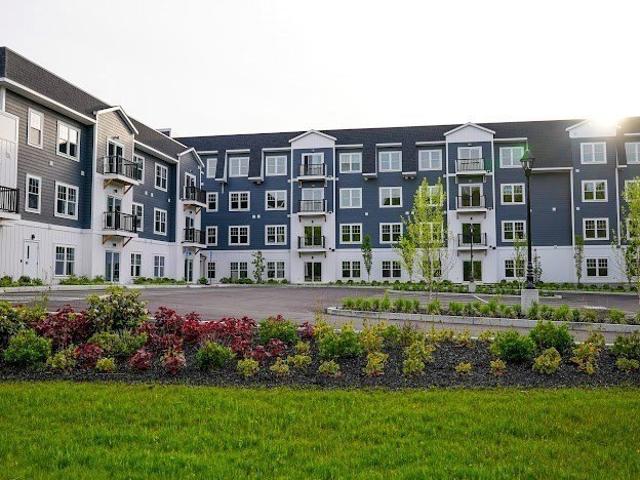 Blue Hills Pkwy Unit,milton, Condo For Sale