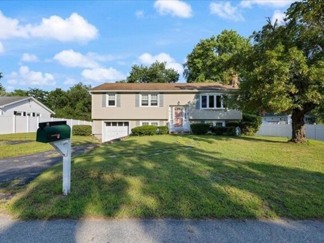 Blue Jay Ave, Dracut, Home For Sale