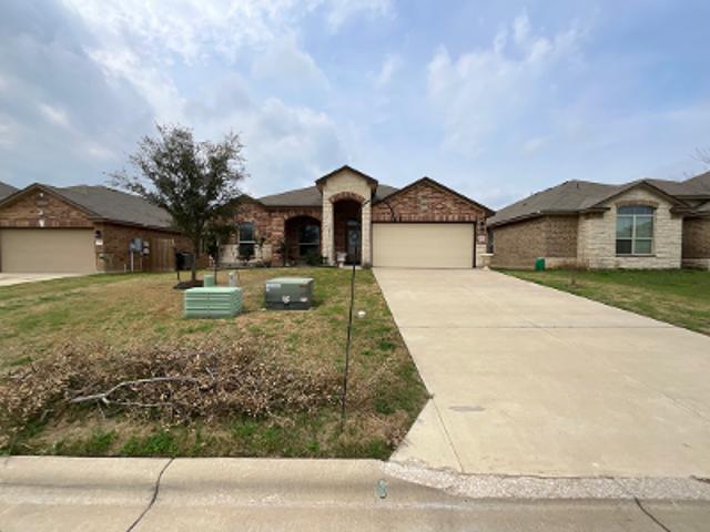 Blue Leaf Dr