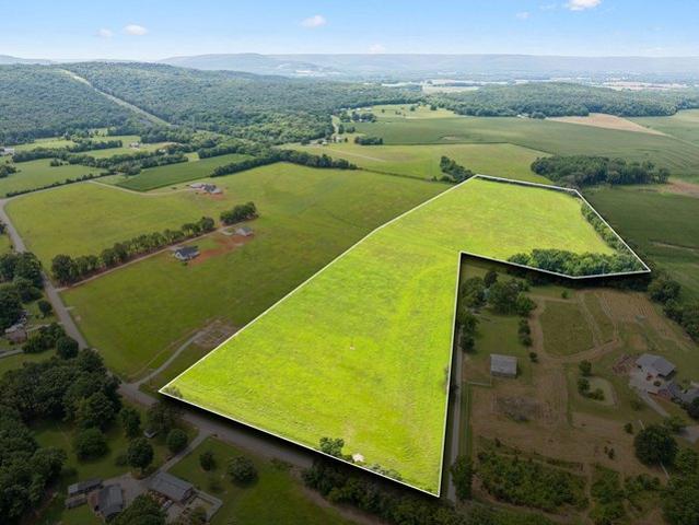 Blue Springs Tract 2 Rd # 3, Decherd, TN 37324