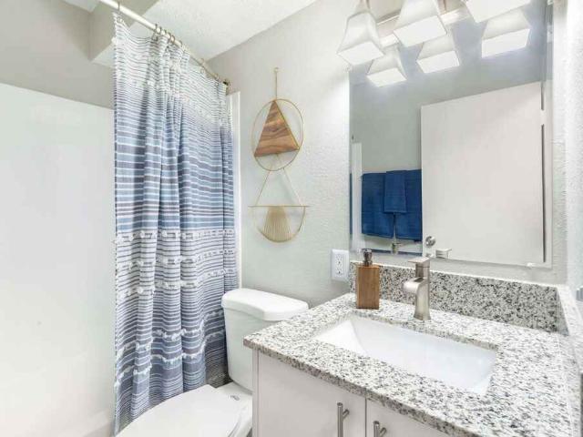 Blue Valley Flats 3 Bedroom Apartment for Rent at 6246 Corbly Rd, Cincinnati, OH 45230 Mount Washington