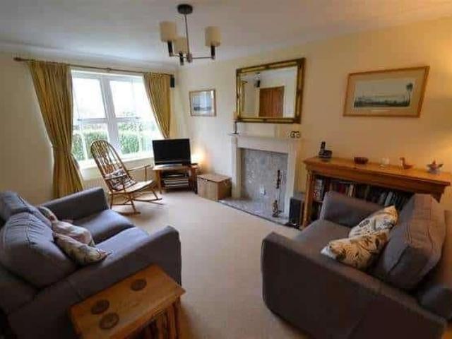 Bluebell Way, Thatcham, RG18