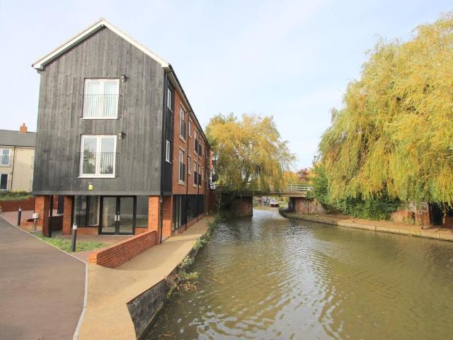 Bluebell Court, Linslade LU7, 1 bed flat to rent, £1,025 pcm | PrimeLocation