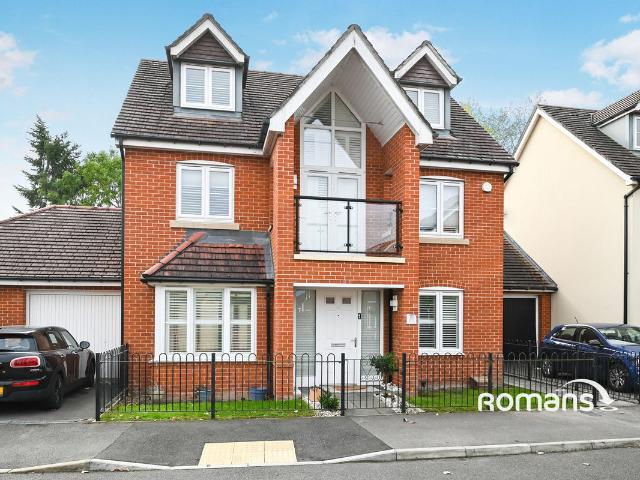 Bluebell Crescent, Woodley, Reading RG5, 4 bed detached house to rent, £2,750 pcm | PrimeLocation