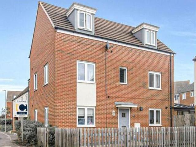 Bluebell Gardens, Broughton, 4 Bedroom Town
