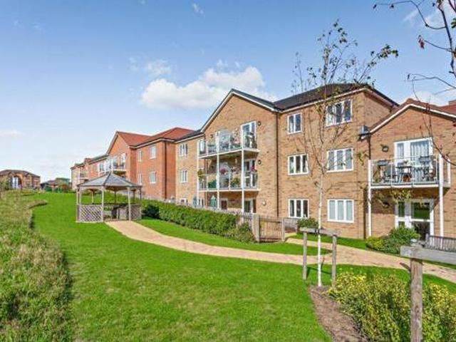 Bluebell House, Barnsdale Drive, 2 Bedroom Apartment