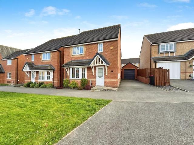 Bluebell Lane, Thurcroft, Rotherham S66, 4 bed detached house to rent, £1,750 pcm | PrimeLocation
