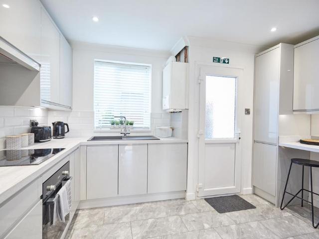 Bluebell Road, Norwich, NR4 5 bed terraced house to rent £3,300 pcm £762 pw