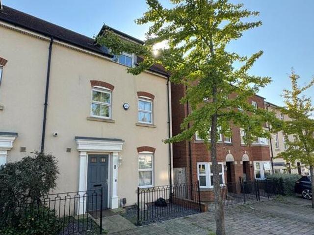 Bluebell Road, Kingsnorth, 4 Bedroom Semi detached