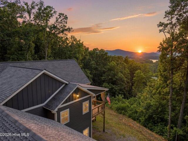 Blueberry Hill, Hayesville, Home For Sale