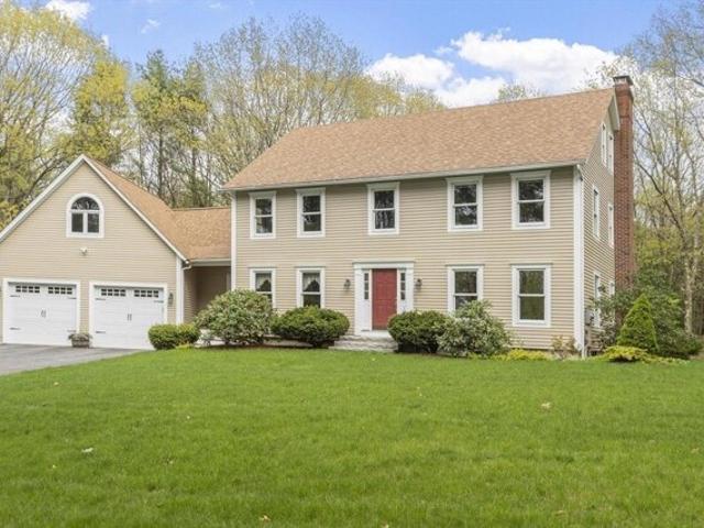 Blueberry Hill Ln, Westminster, Home For Sale