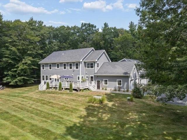 Blueberry Hill Ln, Gilford, Home For Sale