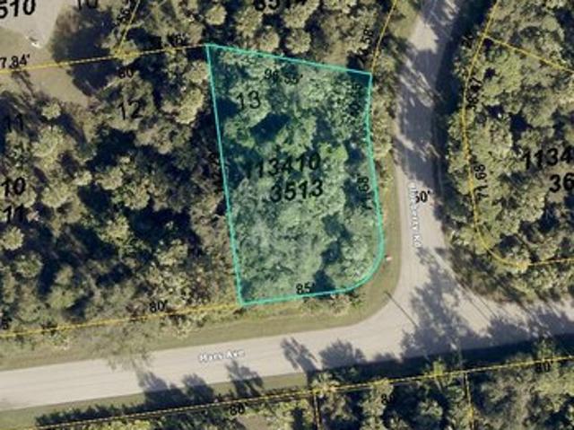 Blueberry Rd, North Port, FL 34288