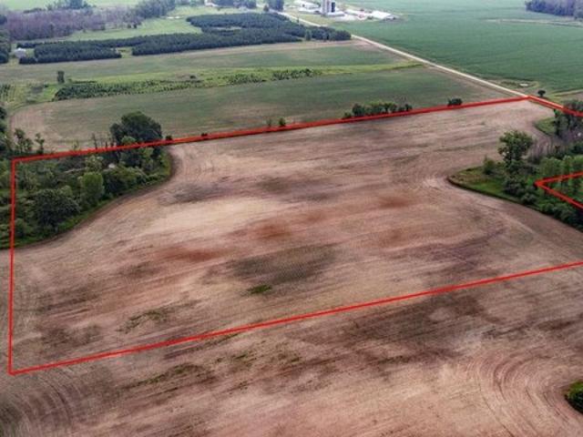 Blueberry Rd Unit 4, Bear Creek, WI 54922