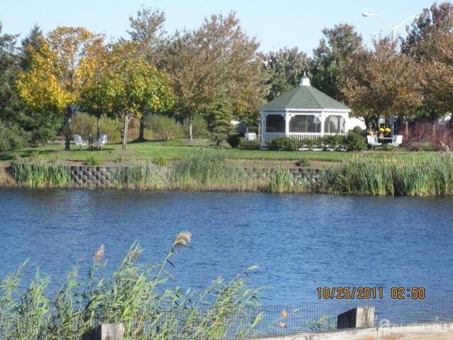 Bluebird Dr, Monroe, Condo For Sale
