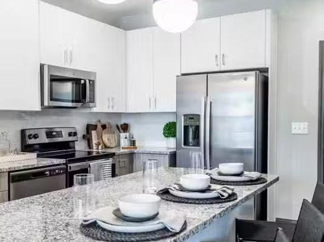 Bluegrass The Louis Apartment Flats