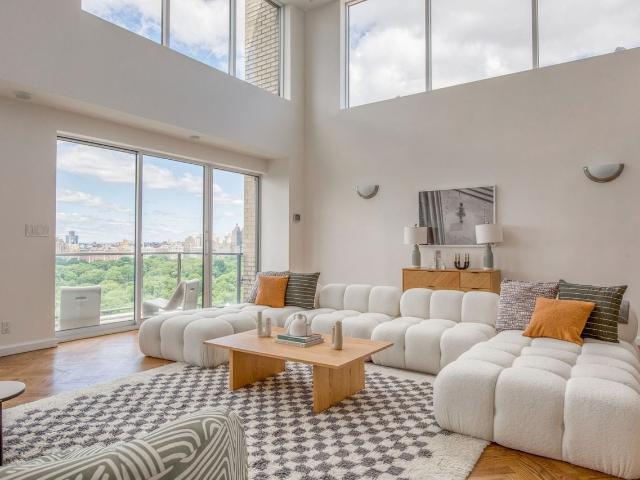 Blueground New York Studio Apartment for Rent at 200 E 11th St #344509P, New York, NY 10003 East Village