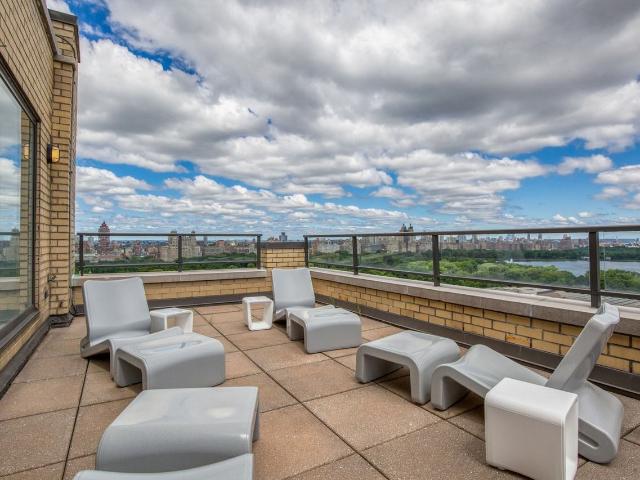 Blueground New York 1 Bedroom Apartment for Rent at 364 W 18th St #1557, New York, NY 10011 Chelsea