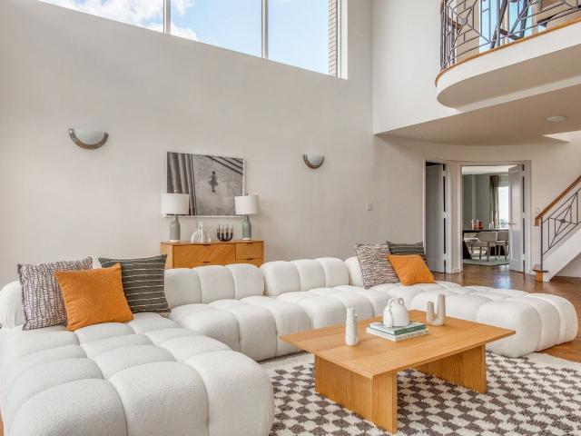 Blueground New York 5 Bedroom Home for Rent at 364 W 18th St #1086, New York, NY 10011 Chelsea